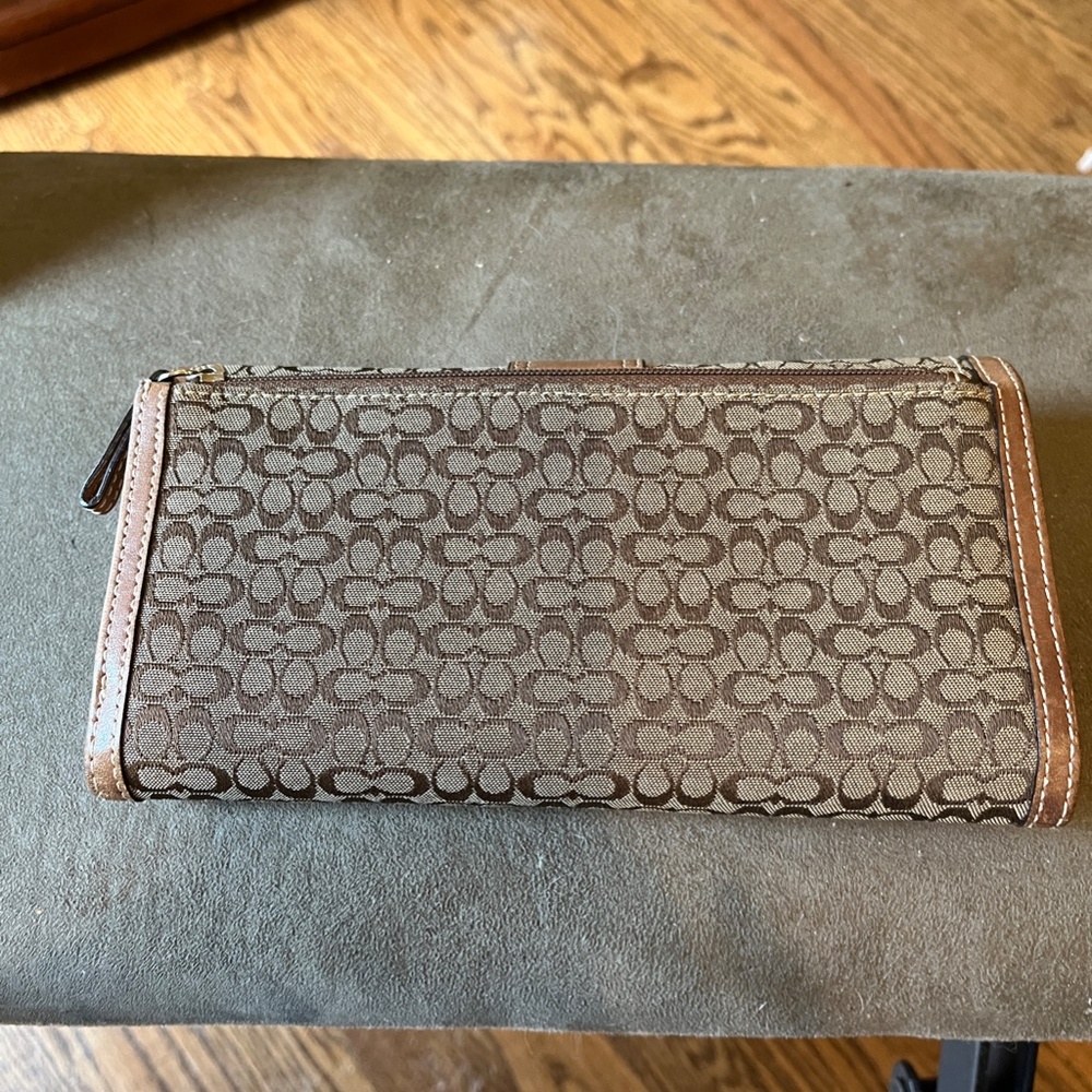 Coach Wallet And Checkbook Cover- Light Brown - Gem